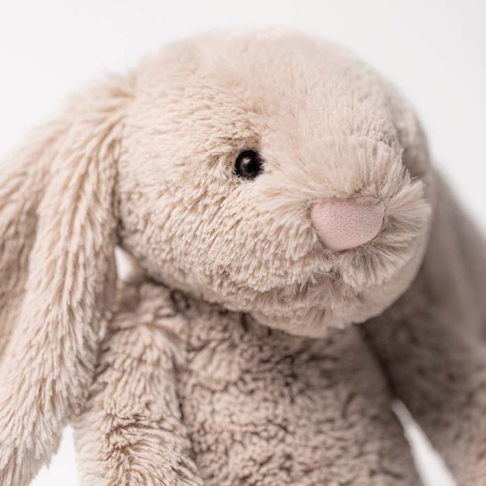 Mooch London is an award-winning, independent gift and card store ...